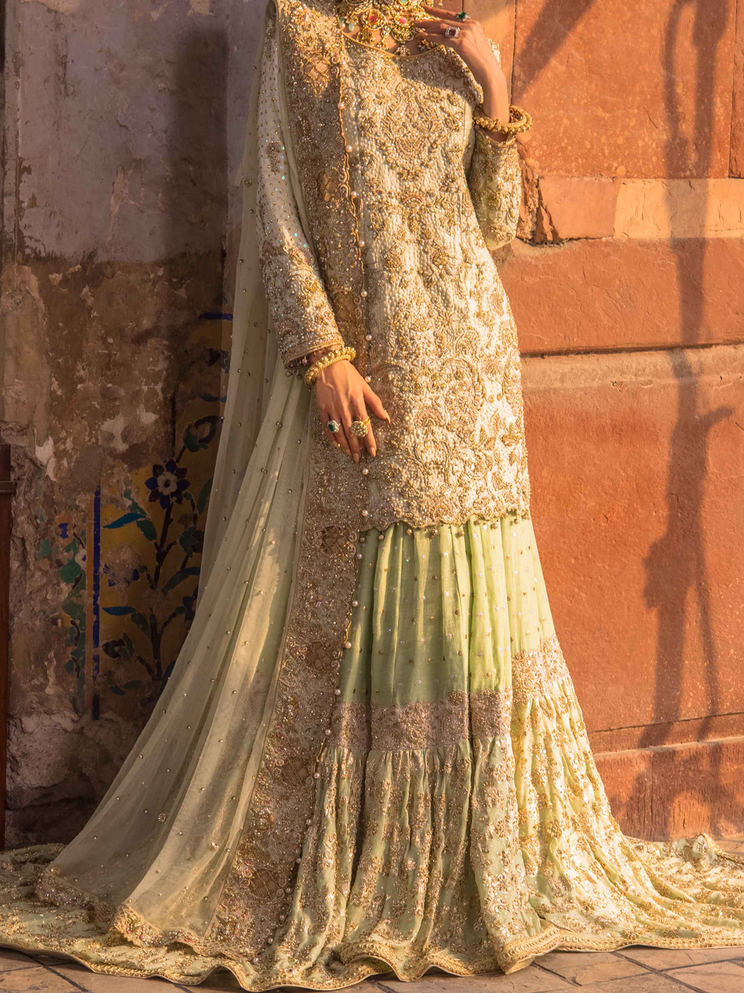 Almirah dress store